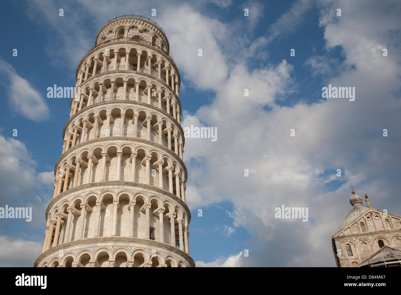 Leaning Tower of Pisa, Italy against Blue Cloudy Sky Stock Photo - Alamy