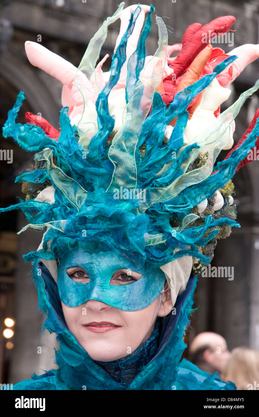 Woman in Venice carnival mask, Italy Stock Photo - Alamy
