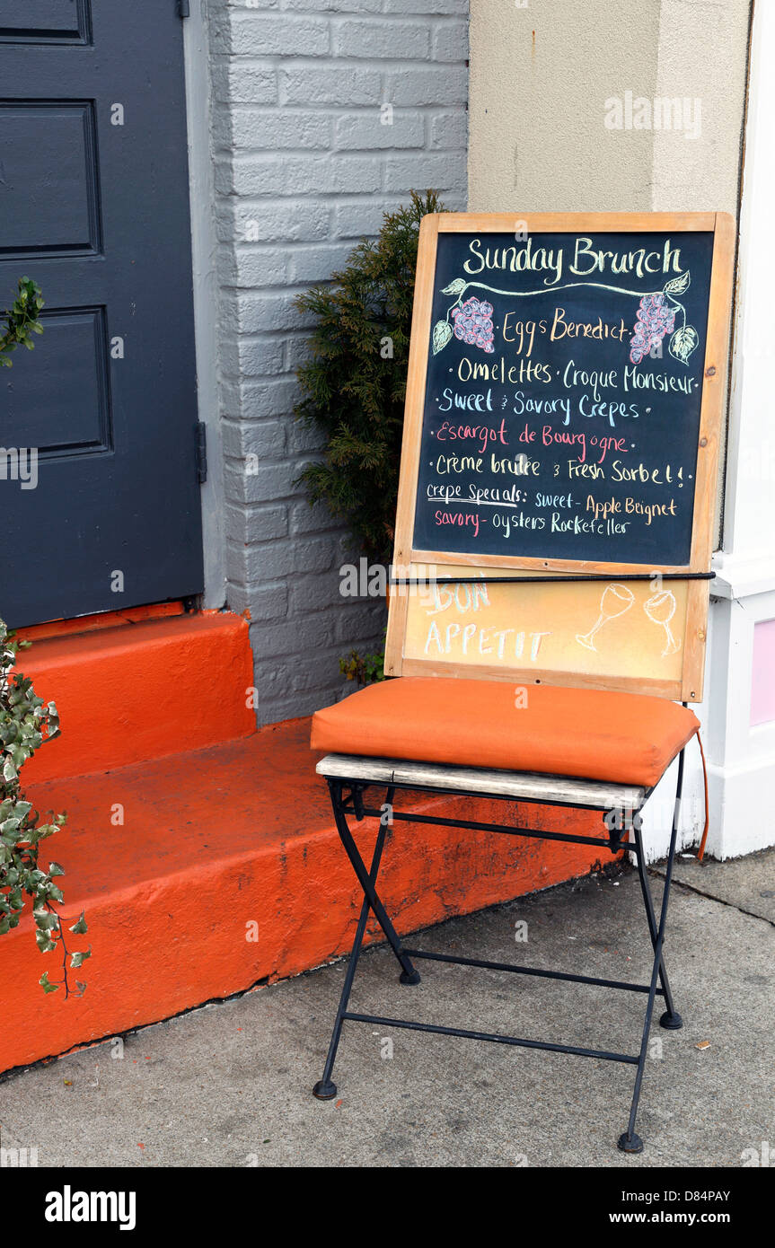 Restaurant menu board sign hi-res stock photography and images - Alamy