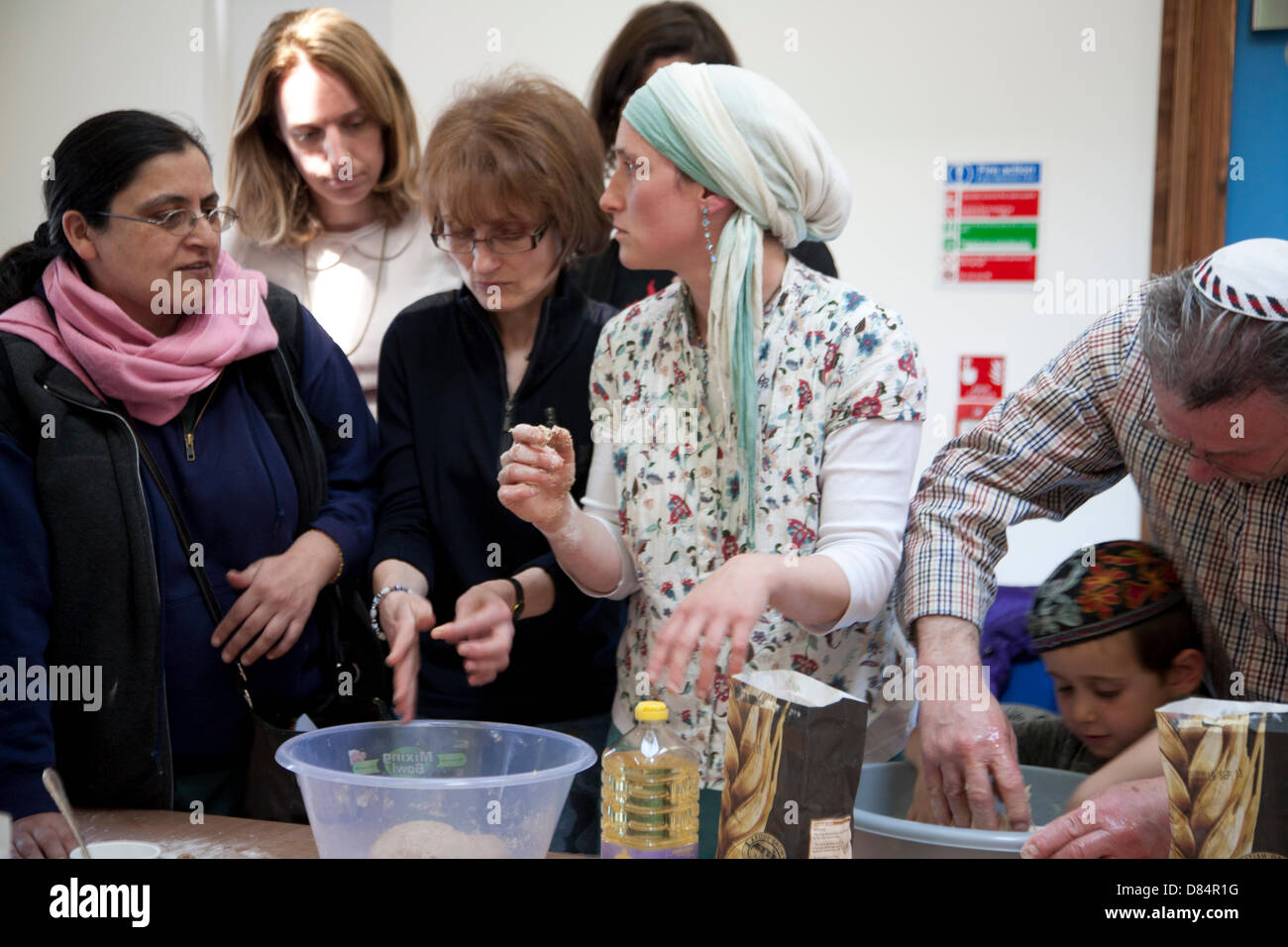 Jewish students uk hi-res stock photography and images - Alamy