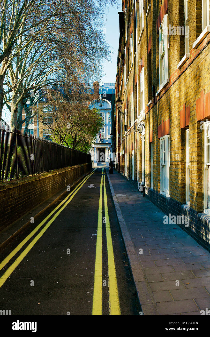 Two Sets Of Double Yellow Lines