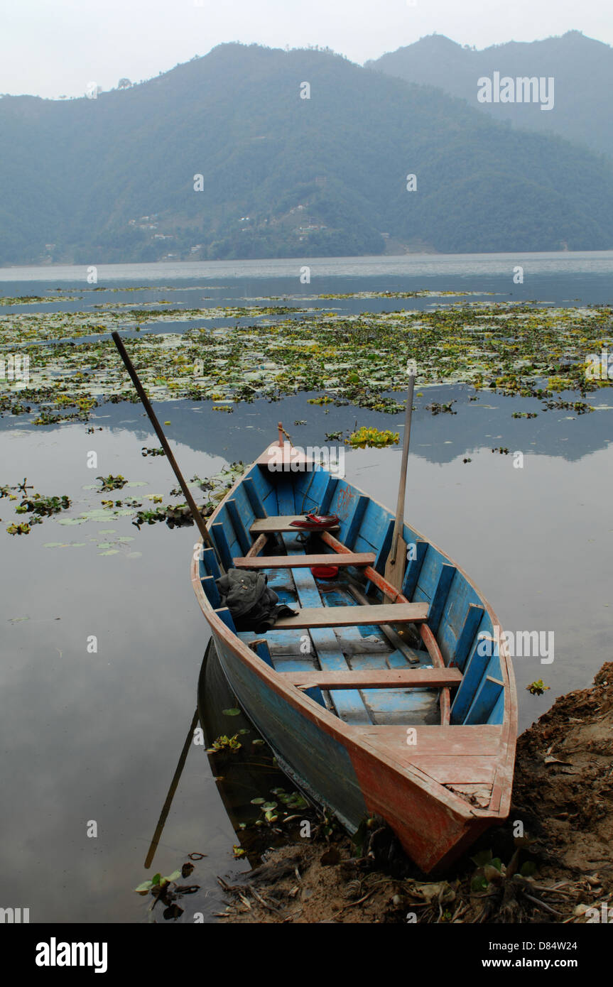 wooden boat on Fewa Tal in Nepal Phokara Stock Photo - Alamy