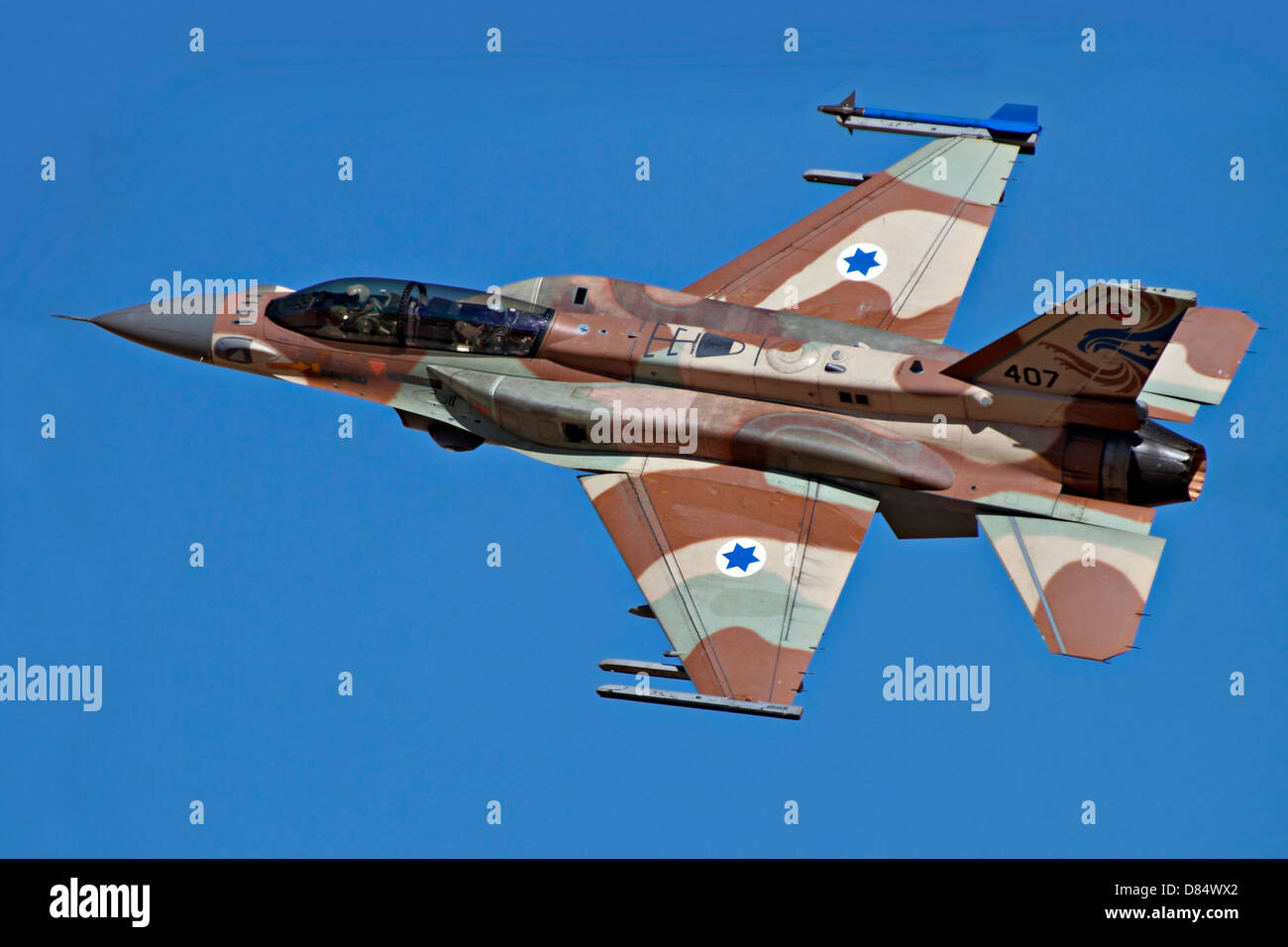 An F-16I Sufa of the Israeli Air Force flying over Ramon Air Force Base, Israel Stock Photo - Alamy