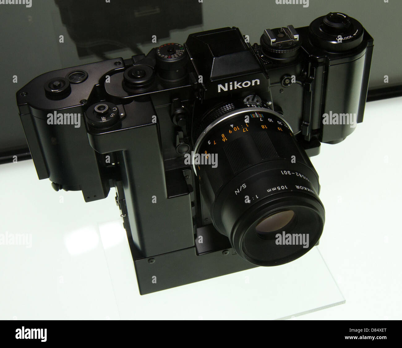 1981 Nikon F3 Big Camera NASA Modified 2012 CP Stock Photo - Alamy