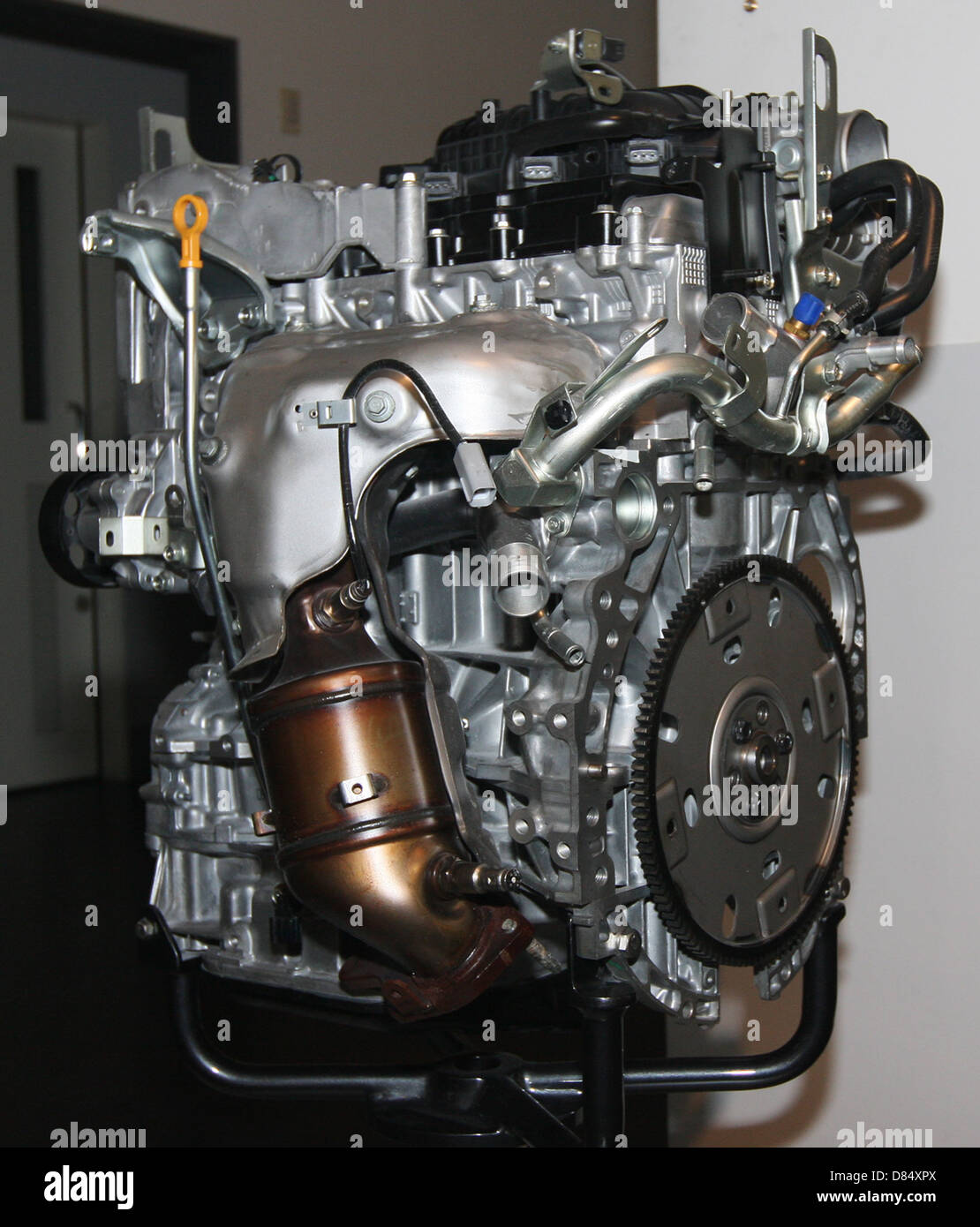 The Nissan QR25DE engine is a 2.5L four-cylinder engine used in various ...