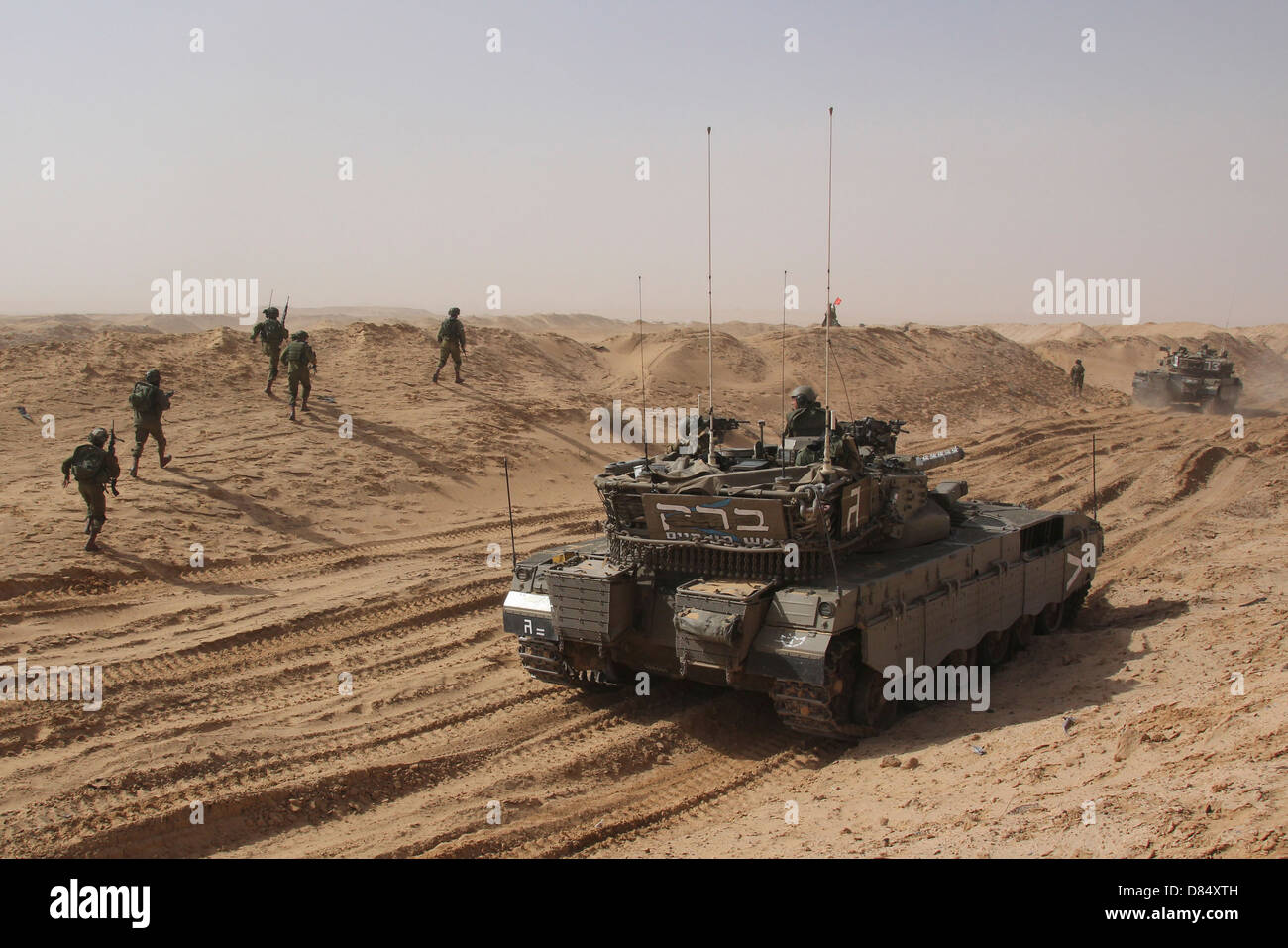 An Israel Defense Force Merkava Mark II main battle tank working ...