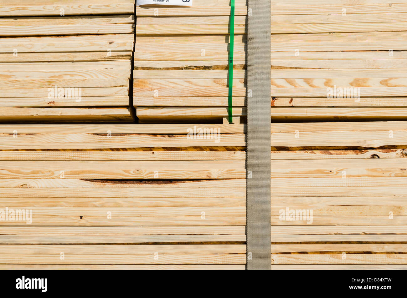 Shipping load of framing lumber on flatbed truck Stock Photo - Alamy