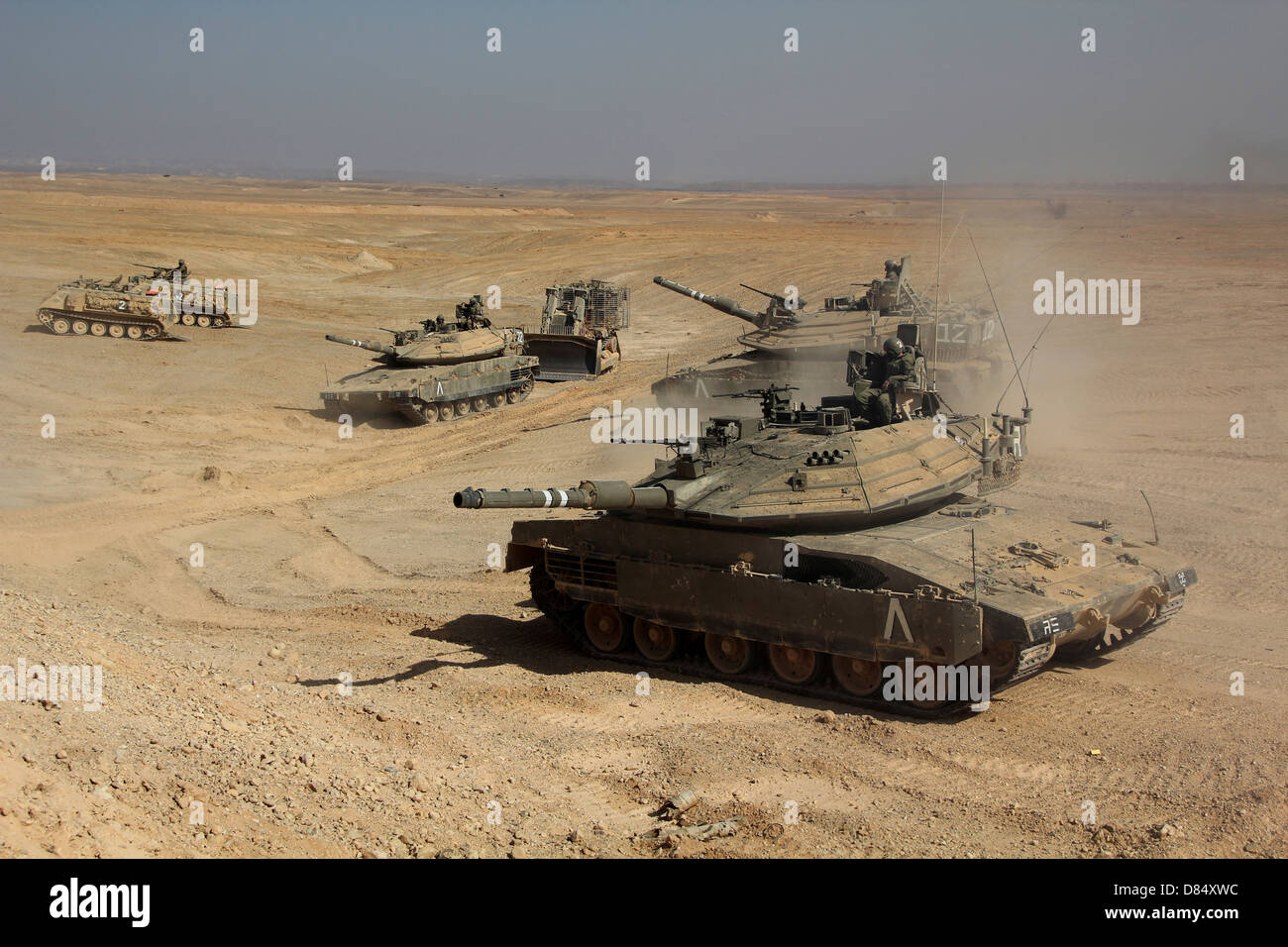 Caterpillar d9 bulldozer israel hi-res stock photography and images - Alamy