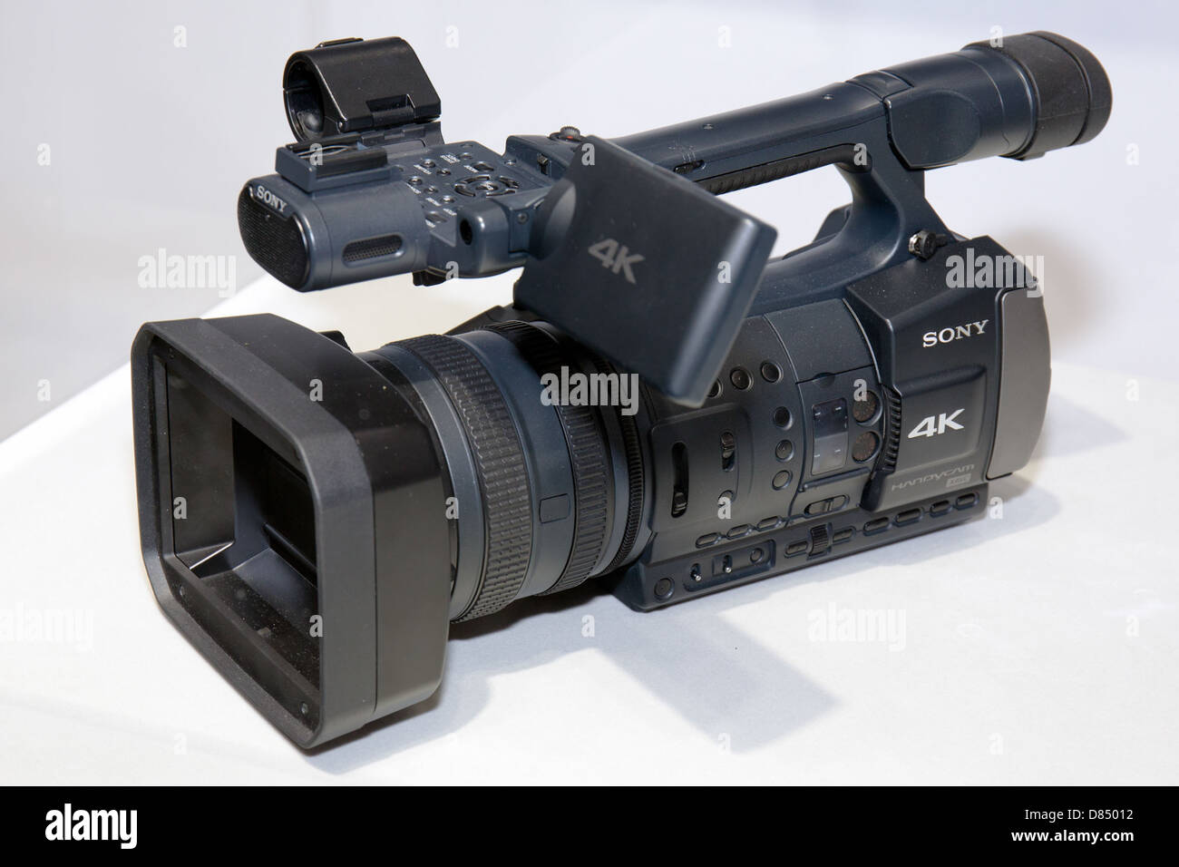 Sony handycam hi-res stock photography and images - Alamy Sony handycam hi-res stock photography and images - Alamy