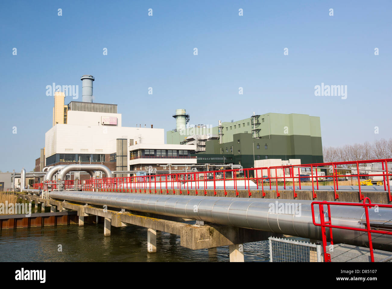 The Diemon combined heat and power plant that produces electricity and ...