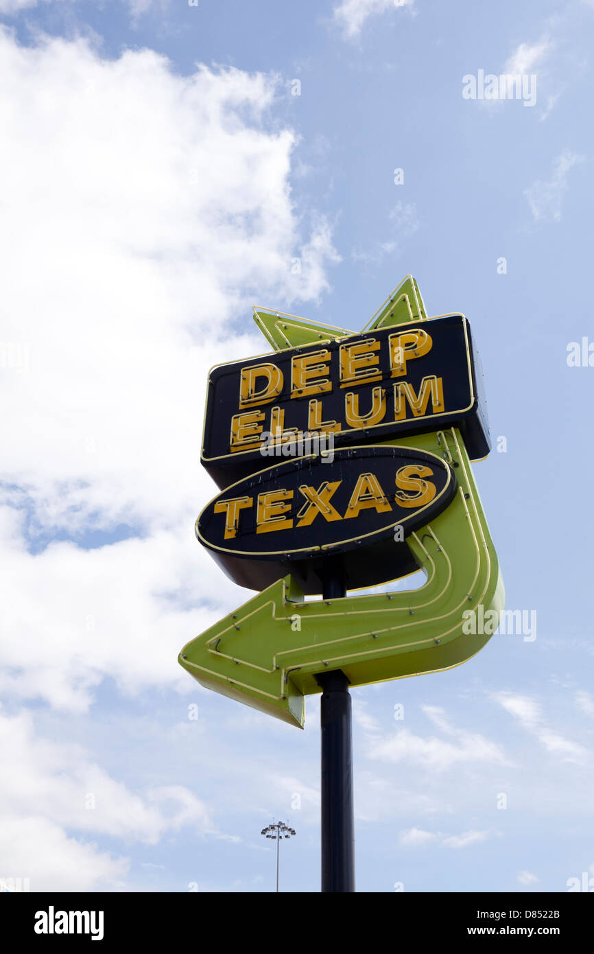 A view of a sign in Deep Ellum in Dallas, Texas Stock Photo - Alamy