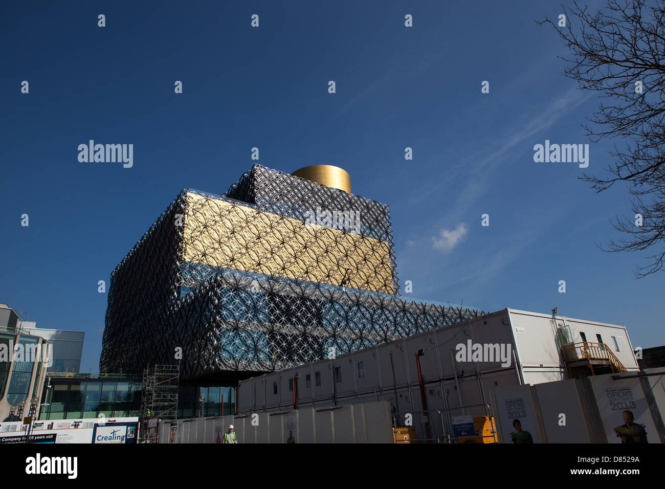 Books in library of birmingham hi-res stock photography and images - Alamy