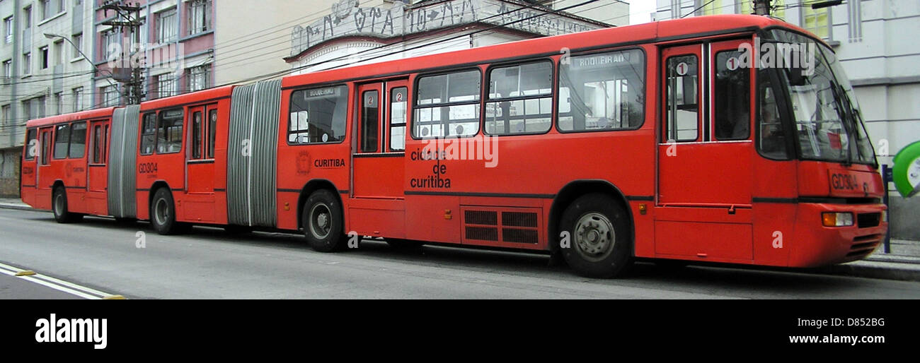 The Expresso Biarticulado is a type of articulated bus used for public ...