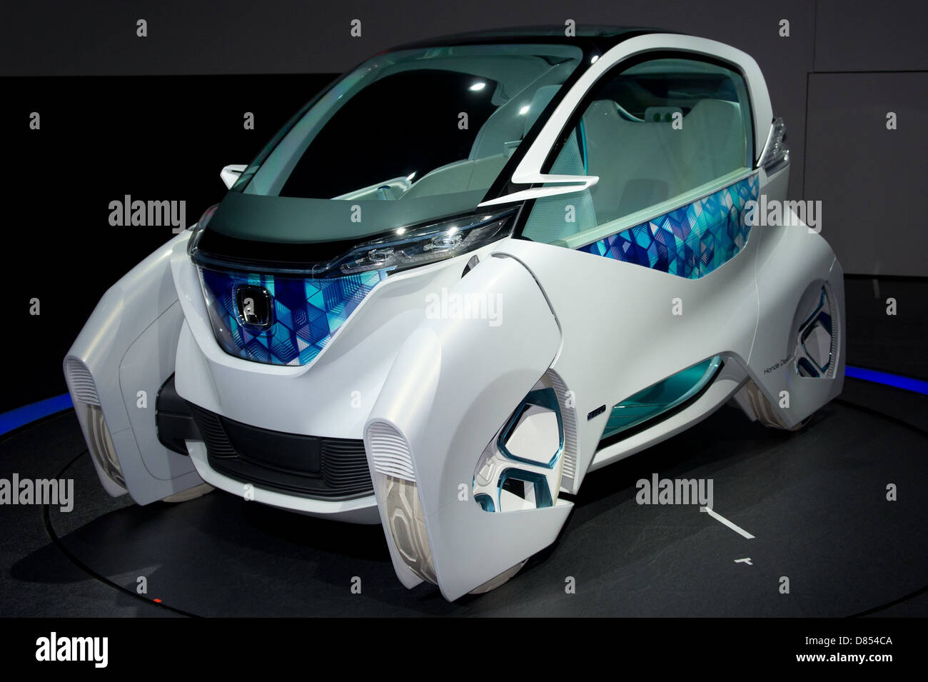 Honda micro commuter hi-res stock photography and images - Alamy