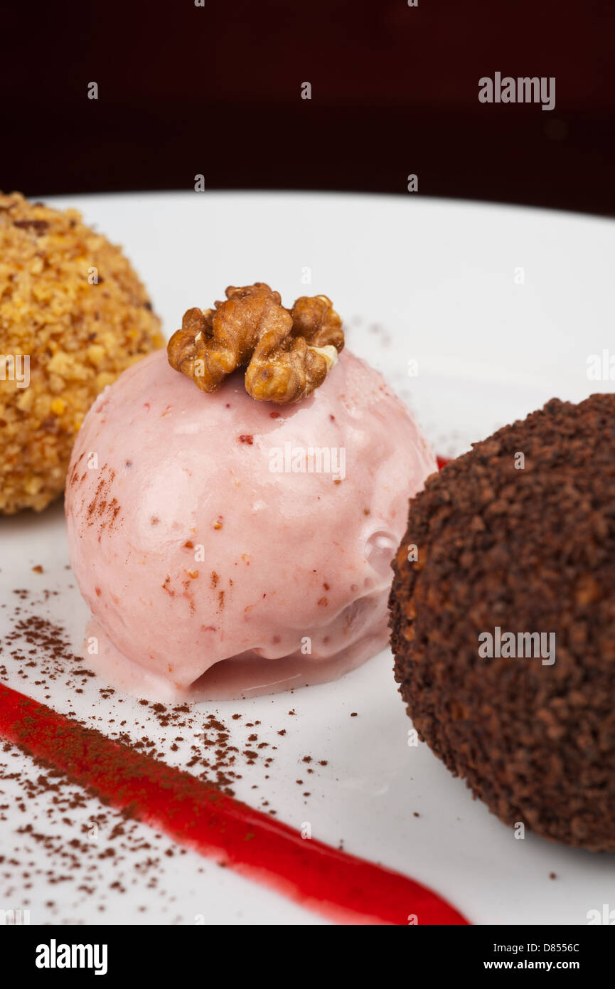 ice cream desserts Stock Photo - Alamy