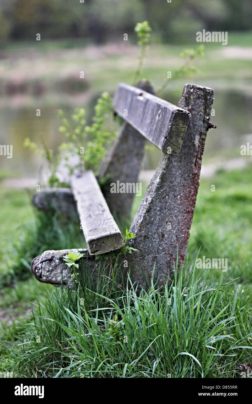 Old bench in the park Stock Photo - Alamy