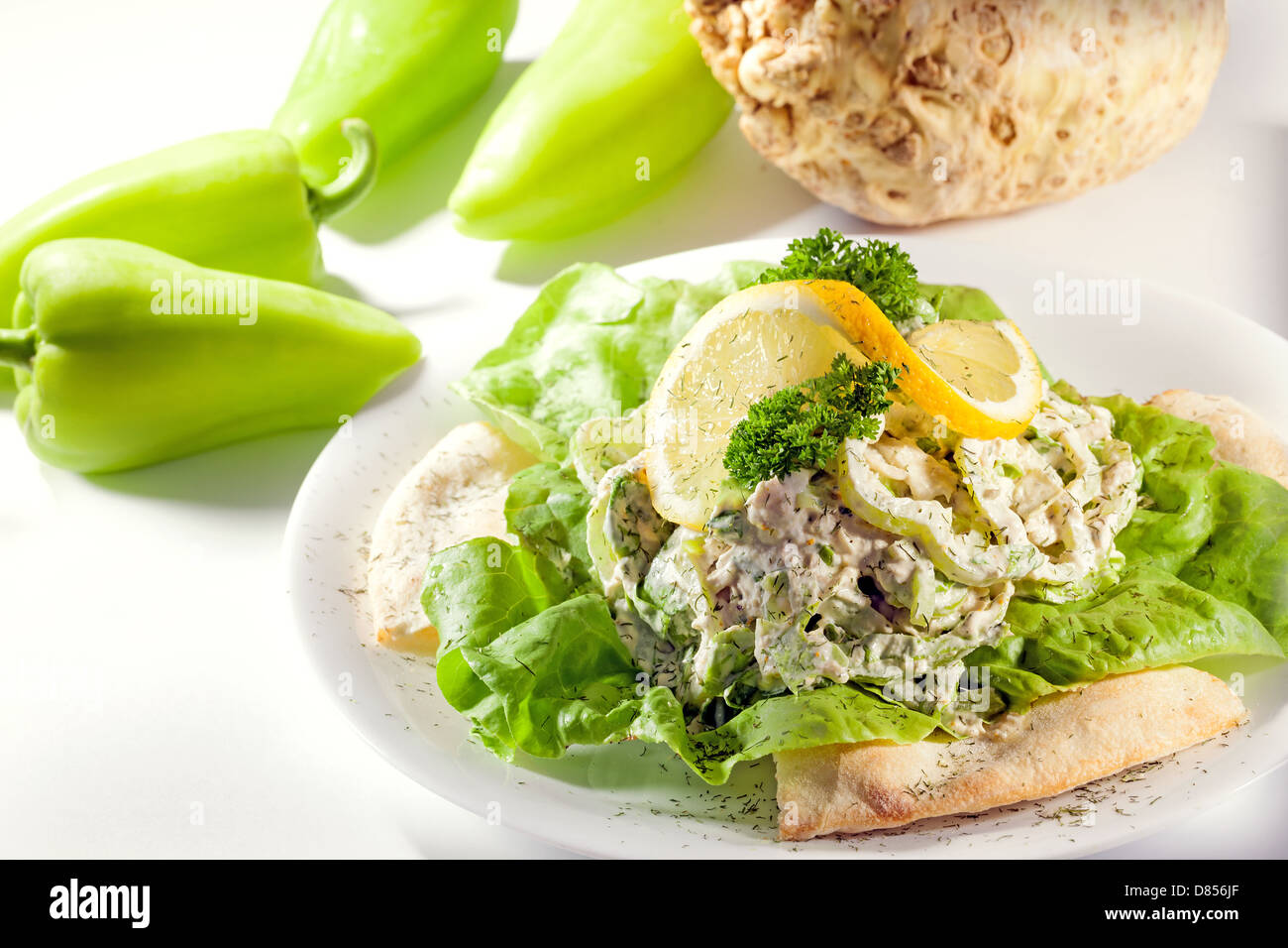 Healthy vegetarian salad, fresh raw food Stock Photo - Alamy