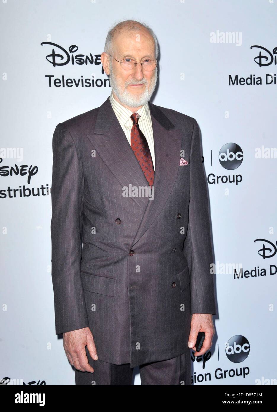 Los Angeles, California, USA. 19th May 2013. James Cromwell at arrivals ...