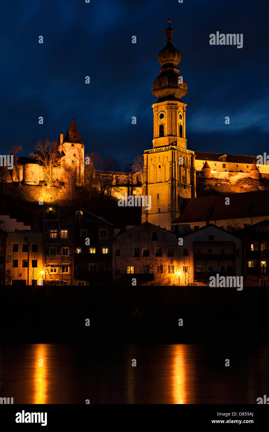 St.Jakob Parish Church at night, Burghausen Upper Bavaria Germany Stock ...