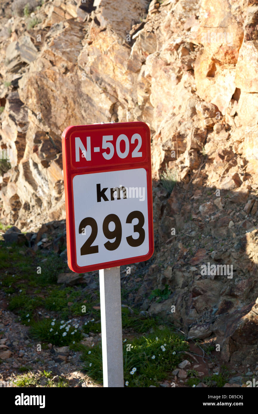 Distance marker kilometer marker hi-res stock photography and images ...