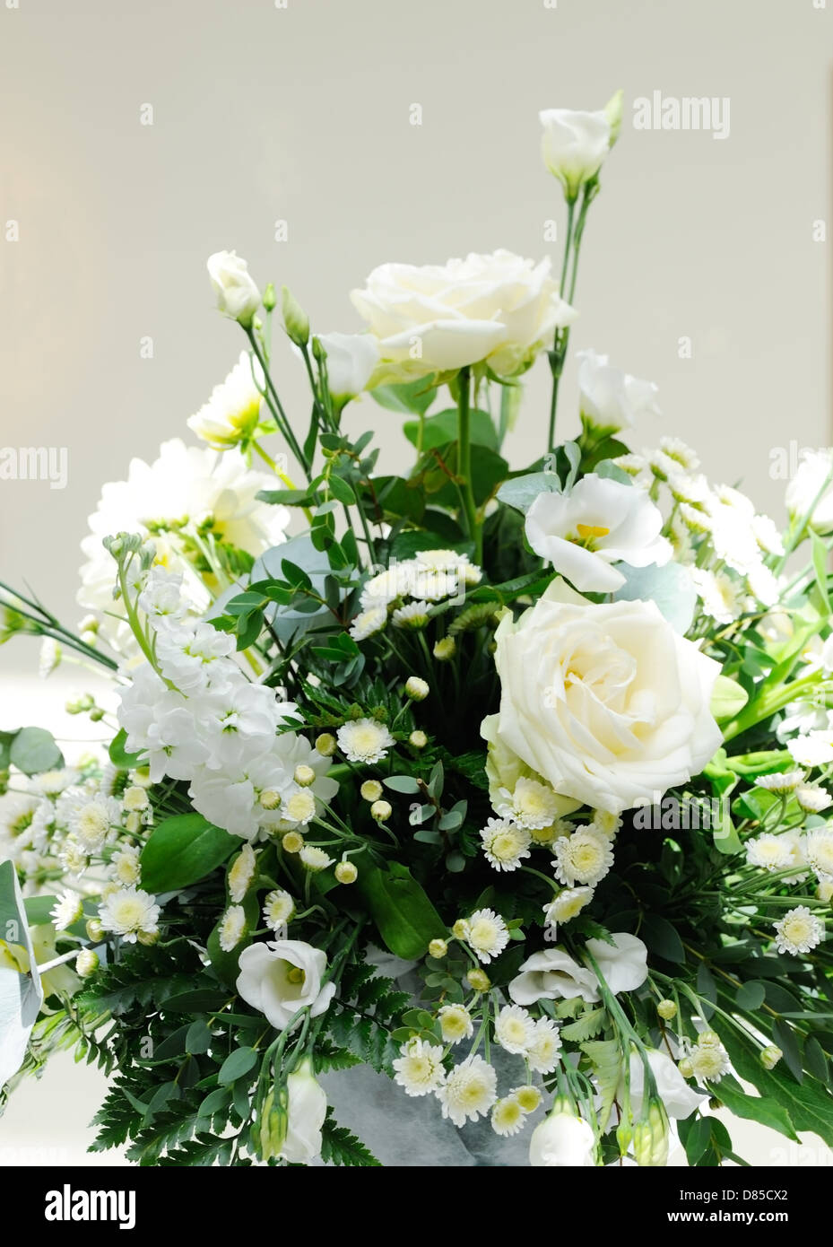White flowers decorate a table at a wedding reception Stock Photo - Alamy