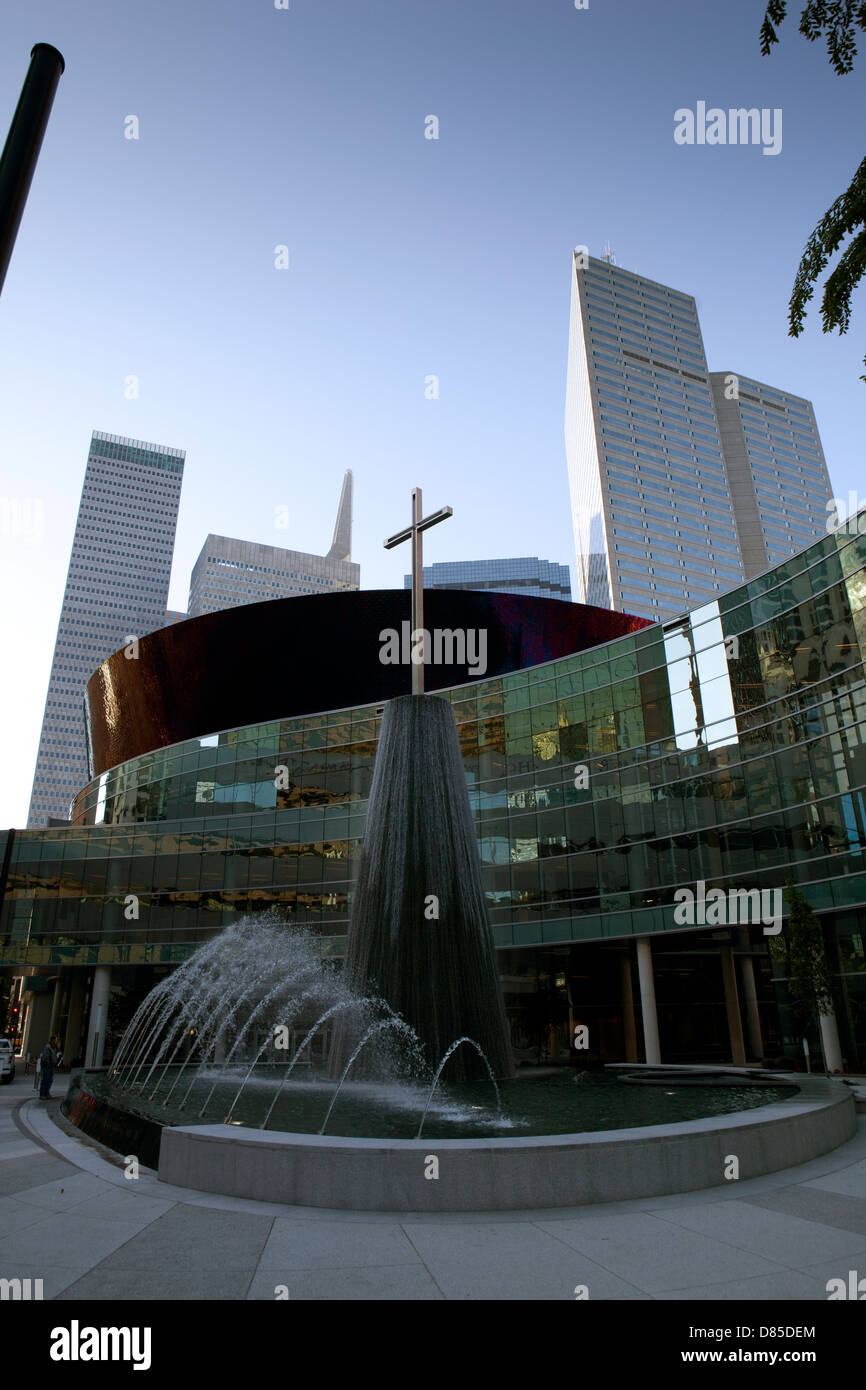 Mega church hi-res stock photography and images - Alamy