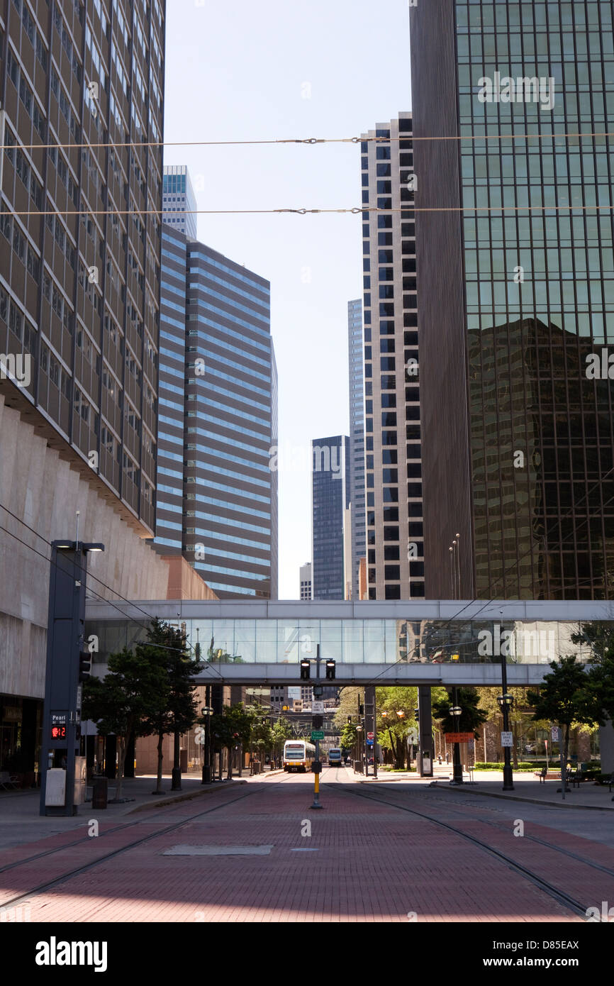 Dallas metro hi-res stock photography and images - Alamy