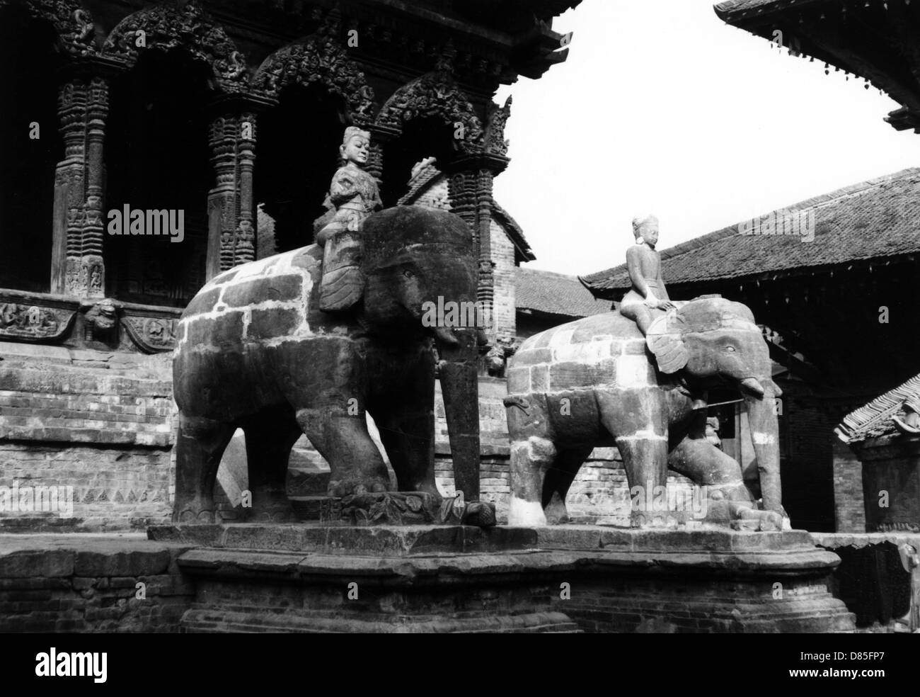 Kathmandu patan Black and White Stock Photos & Images - Alamy