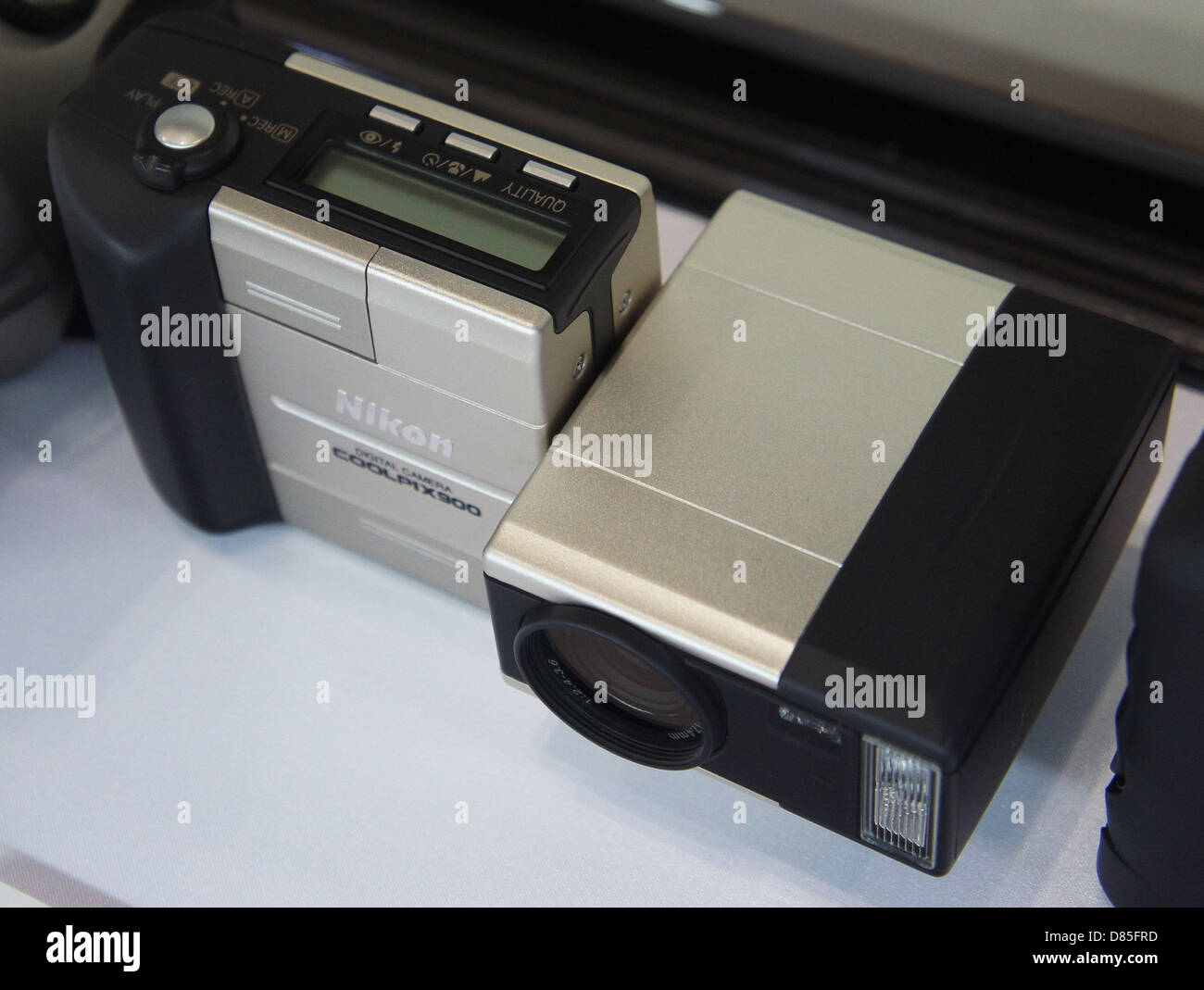 1990s camera hi-res stock photography and images - Alamy