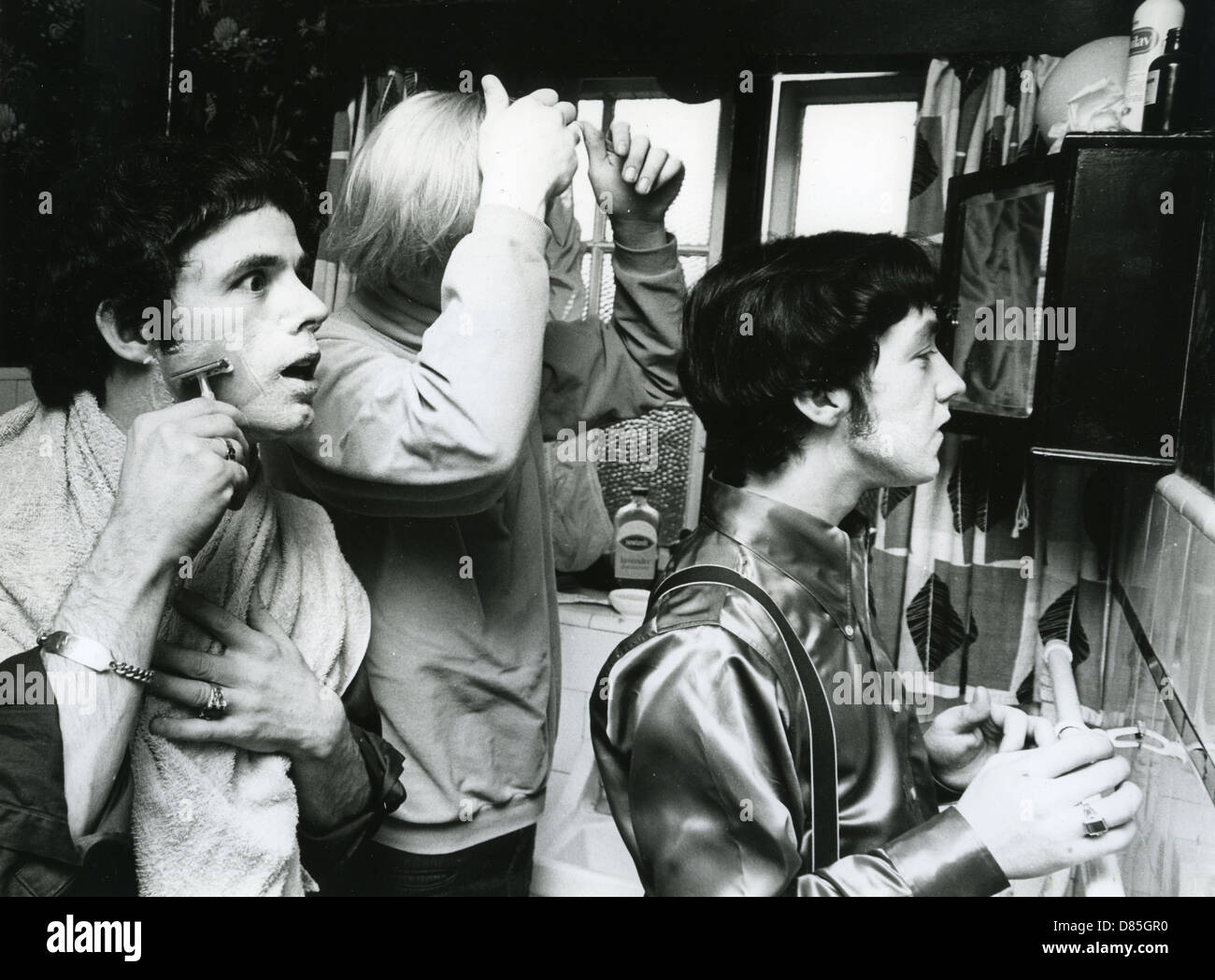 THE EASYBEATS Australian pop group in November 1966. From l: Gordon ...