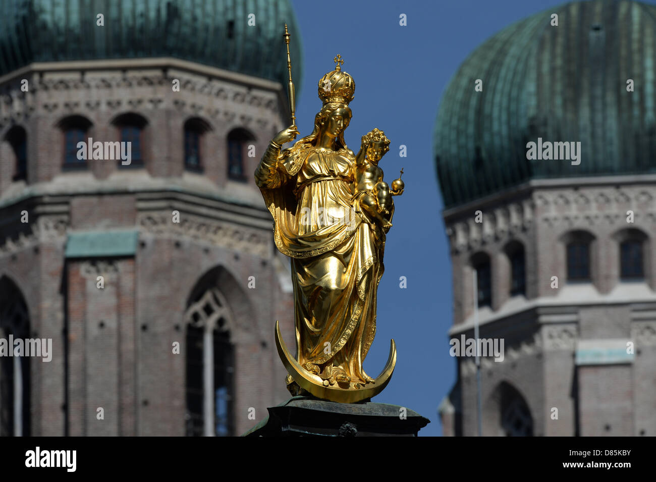 Marian column shines by sunny weather at Marienplatz in Munich, Germany ...