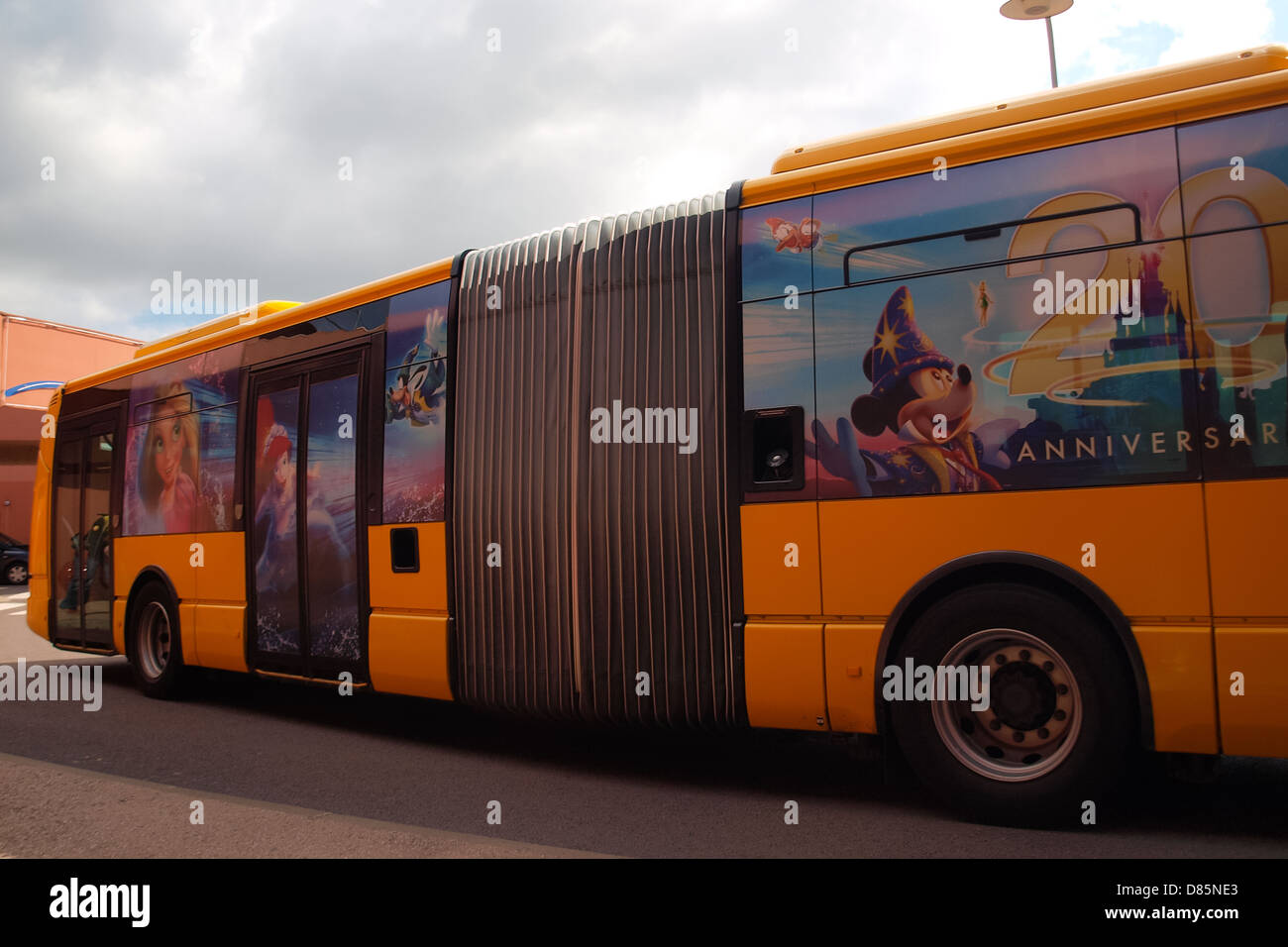 Disney bus hi-res stock photography and images - Alamy