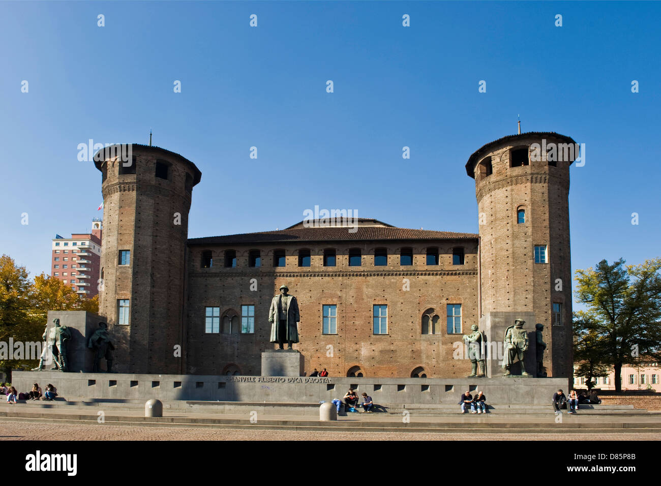 Castello square hi-res stock photography and images - Alamy