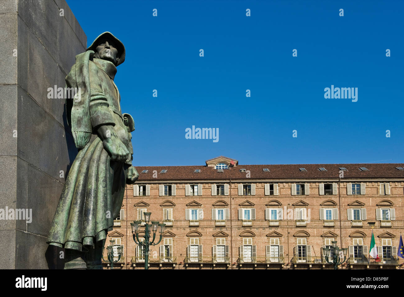 Castello square hi-res stock photography and images - Alamy