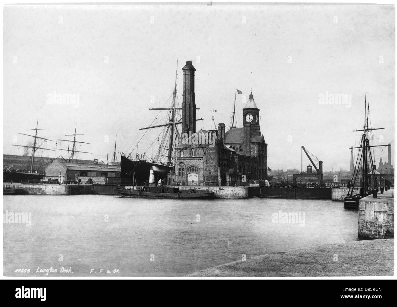 Liverpool dock 1890 hi-res stock photography and images - Alamy