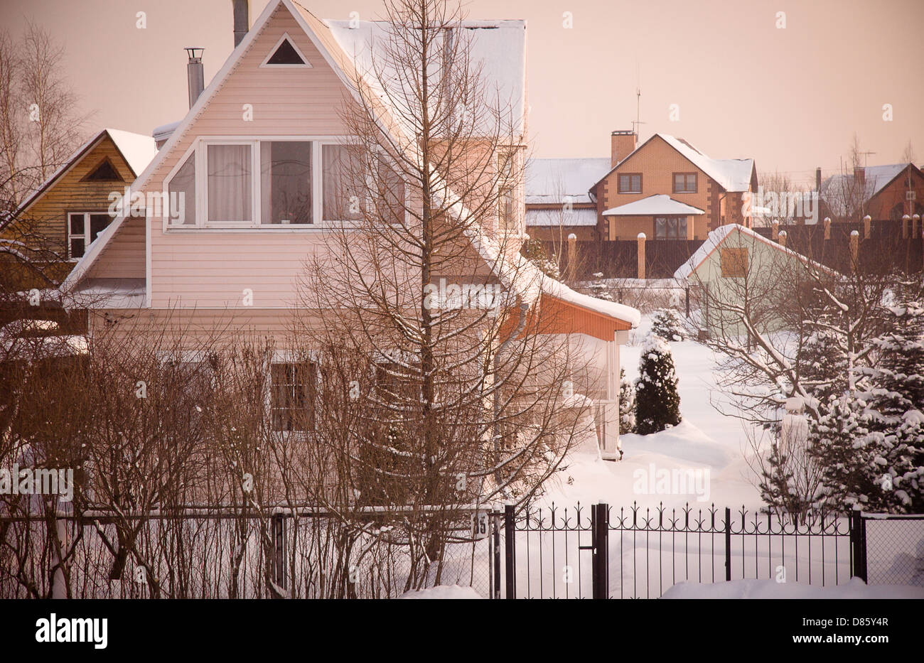 Dacha season hi-res stock photography and images - Alamy