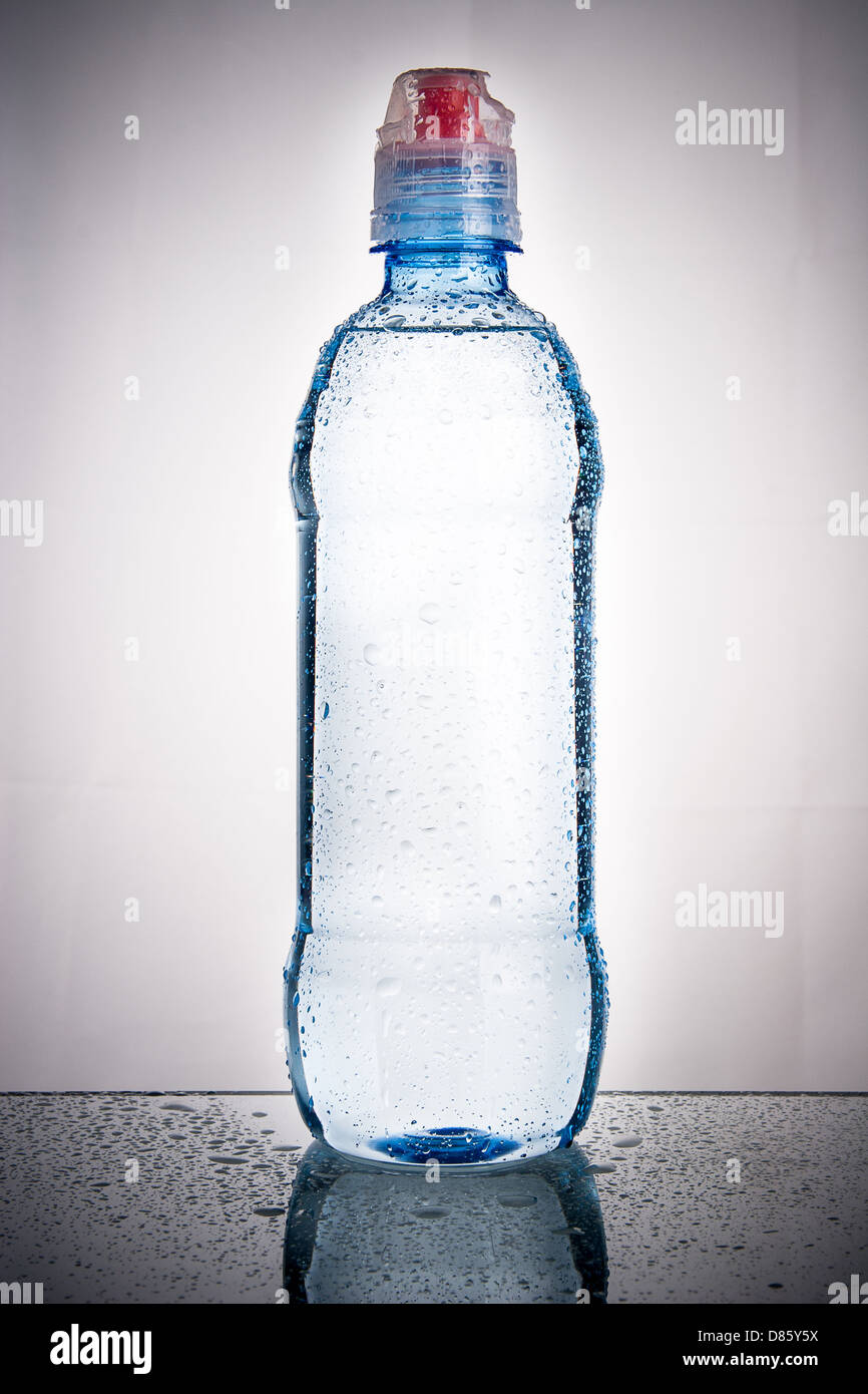 Bottled water hi-res stock photography and images - Alamy