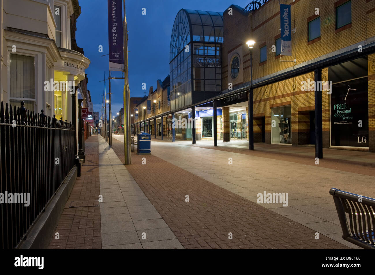 Southend - on - Sea high street at daybreak Stock Photo - Alamy