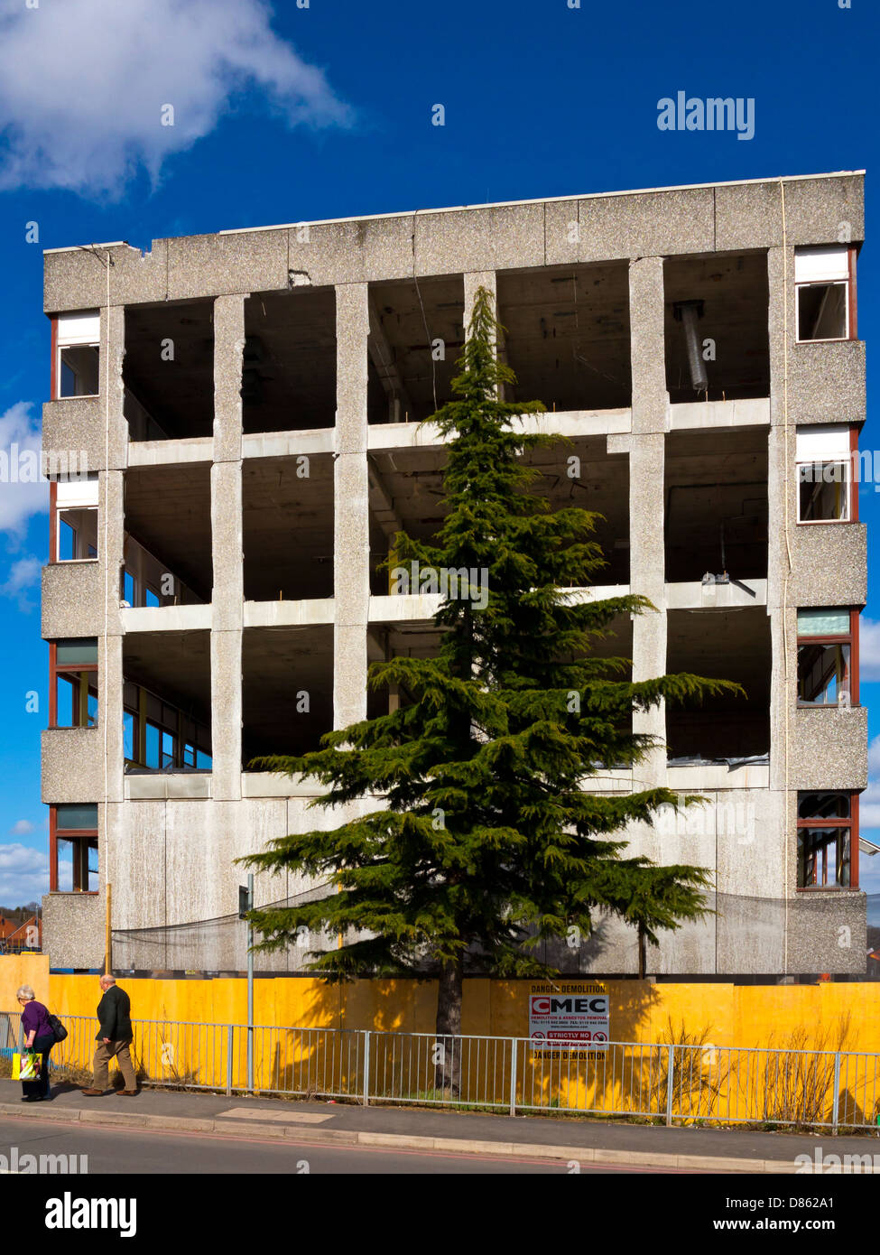 Demolition of old concrete building at King's Mill NHS Hospital Sutton ...