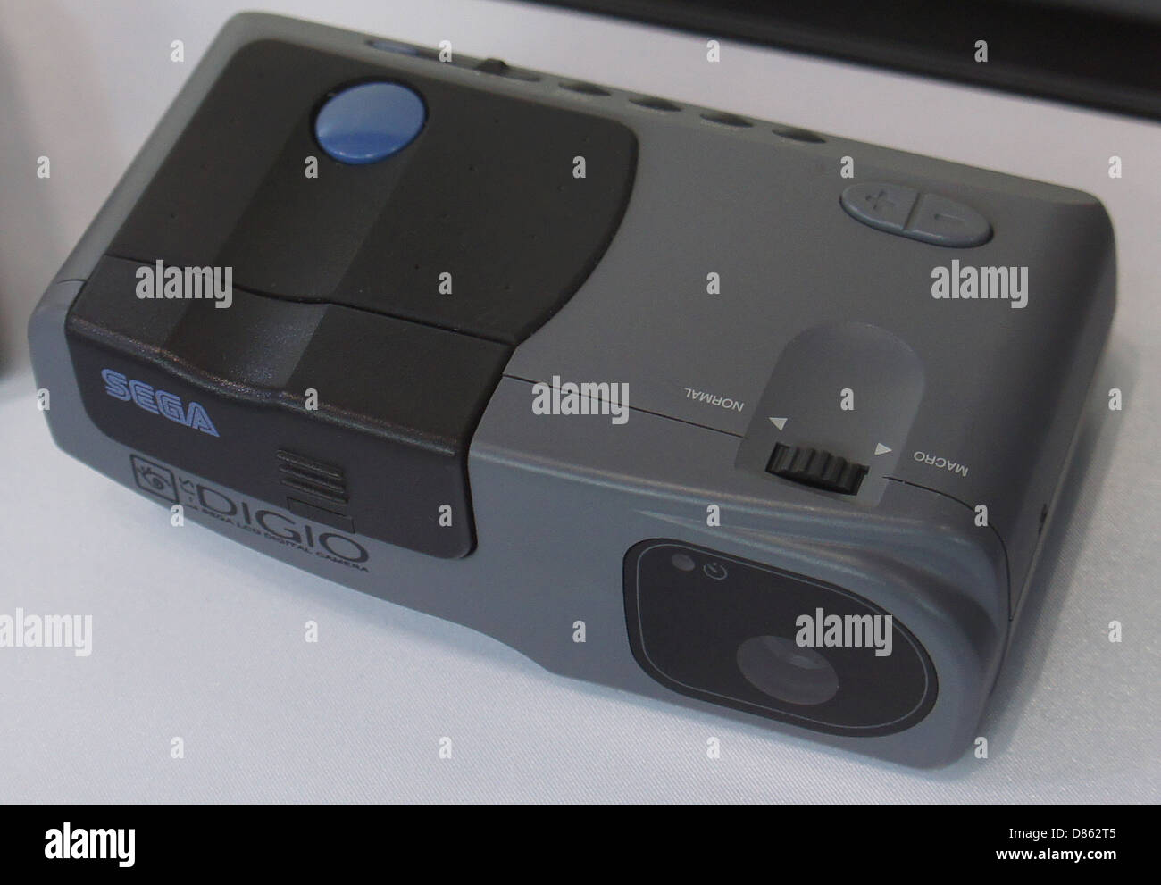 The Sega DIGIO SJ-1 CP 2011 is a handheld gaming device released by ...