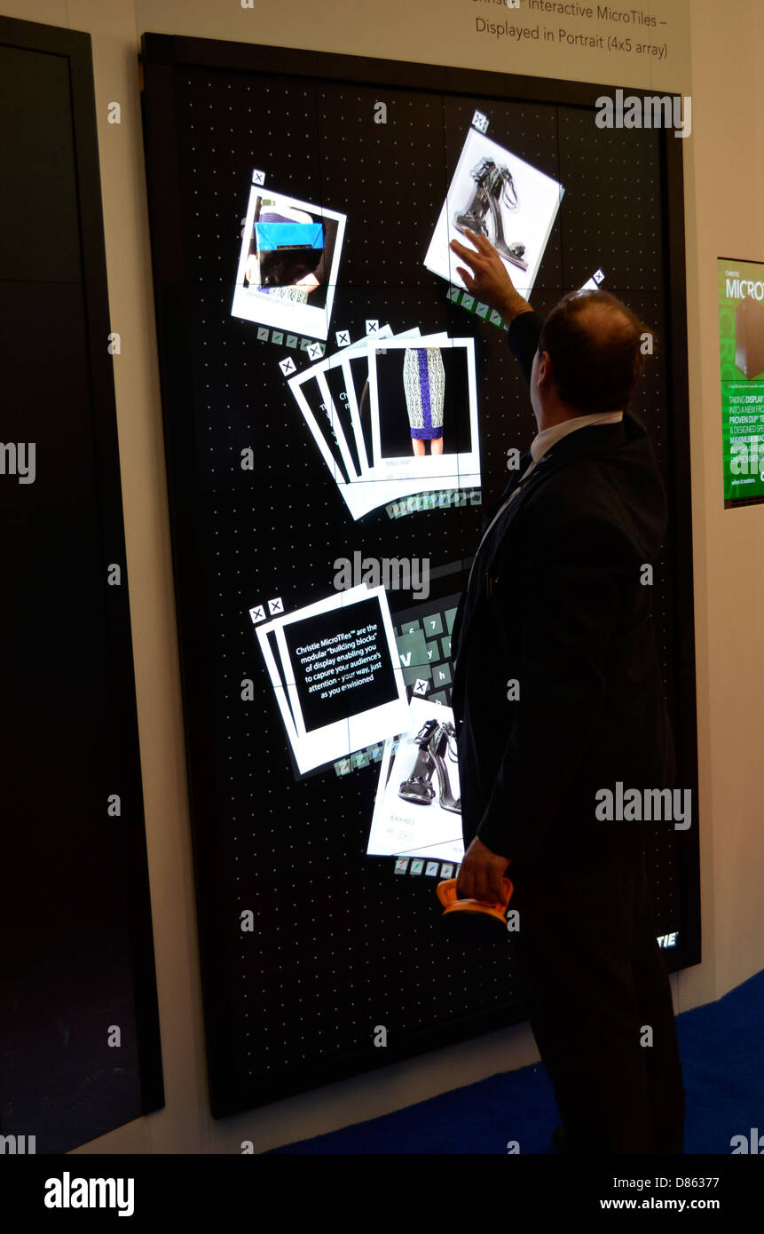 Touch screen hi-res stock photography and images - Alamy