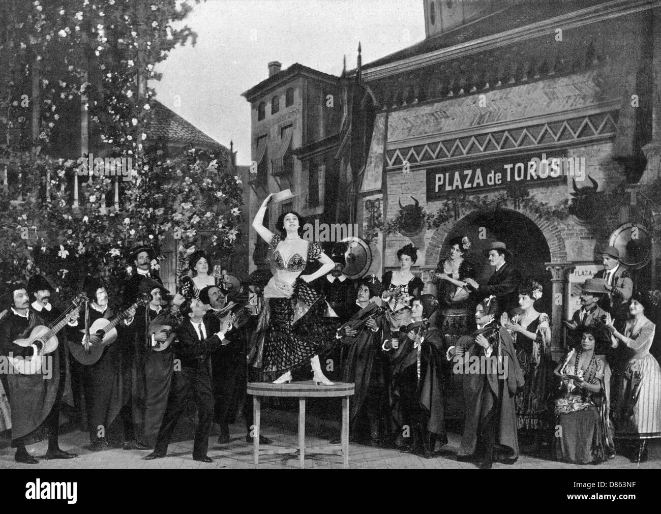 Dancing The Tango On A Table Stock Photo - Alamy