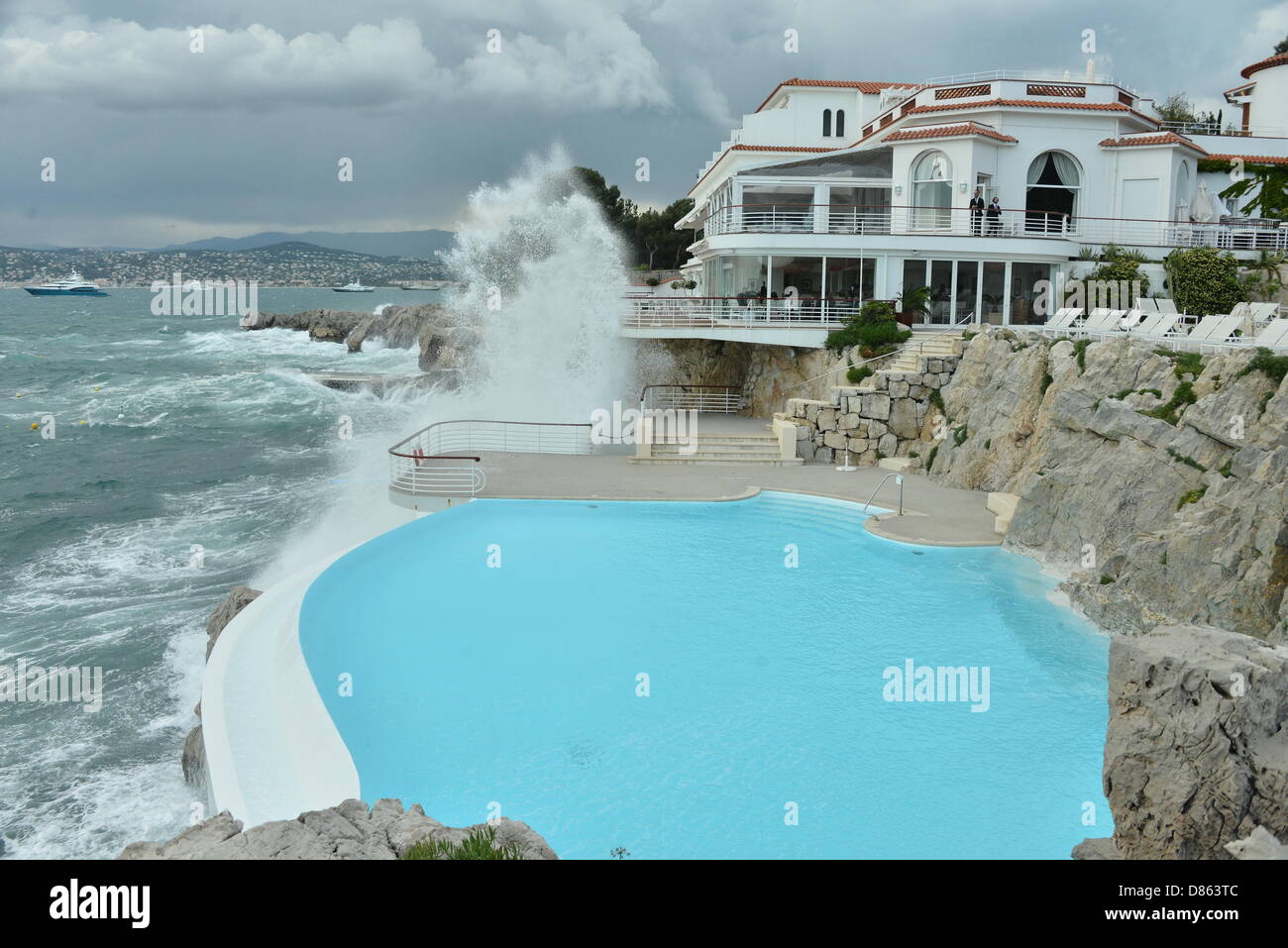 Eden roc france hi-res stock photography and images - Alamy