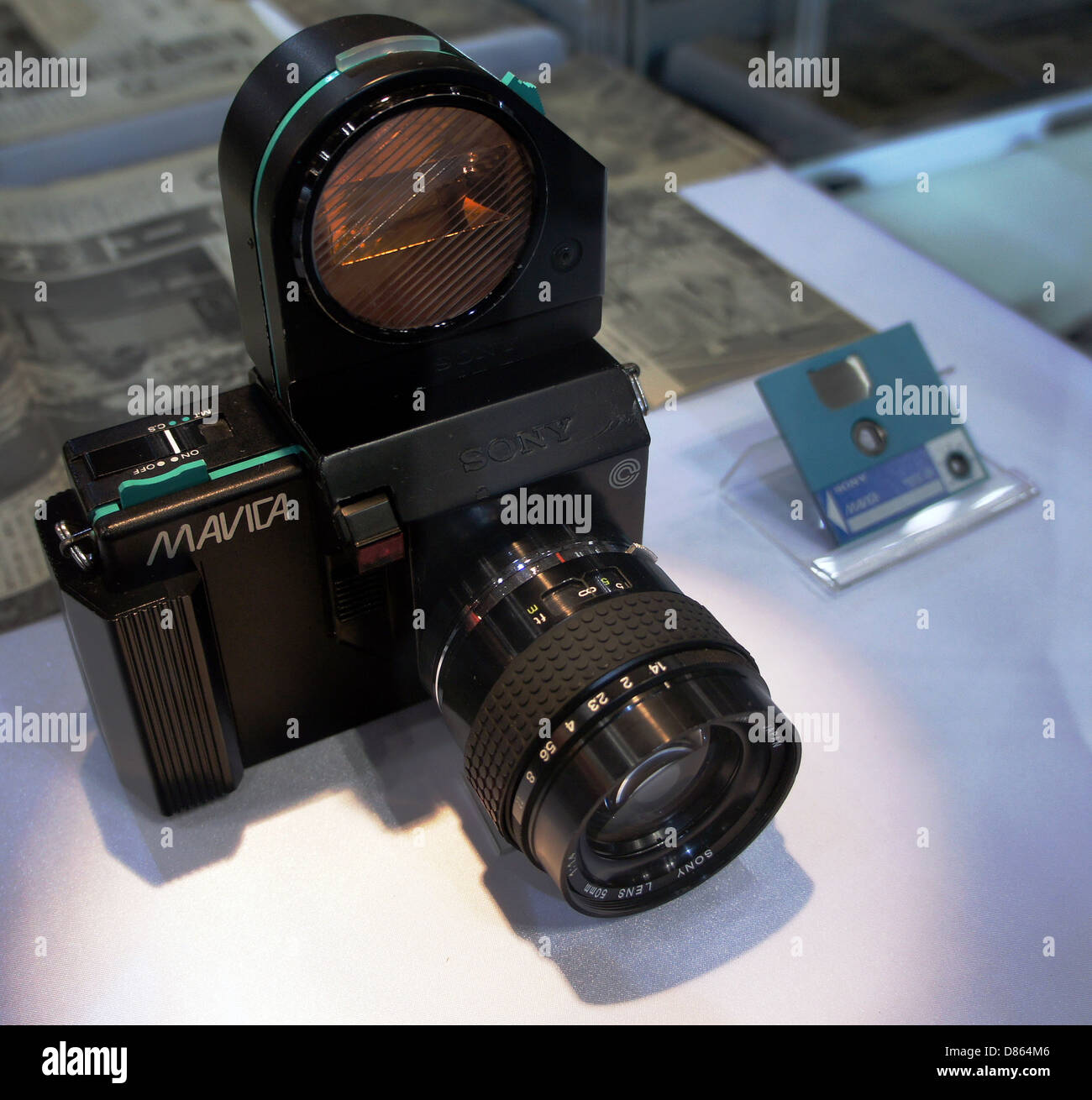 Sony mavica 1981 hi-res stock photography and images - Alamy