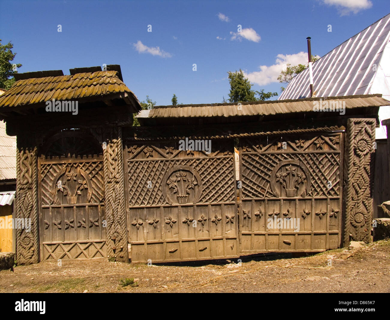 europe, romania, maramures, budesti village, gate of a traditional ...