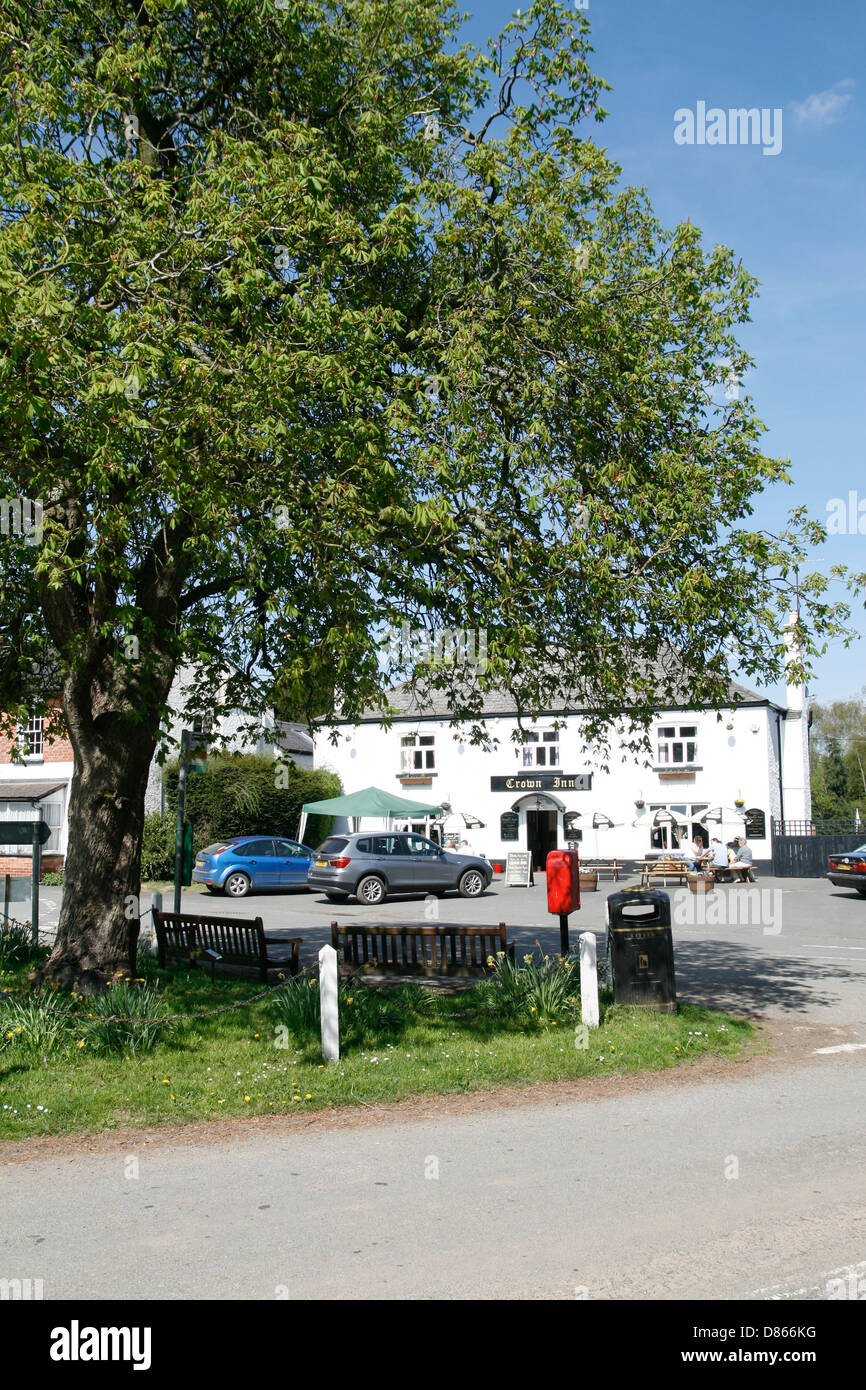 village centre Black and White Village Trail Dilwyn Herefordshire ...