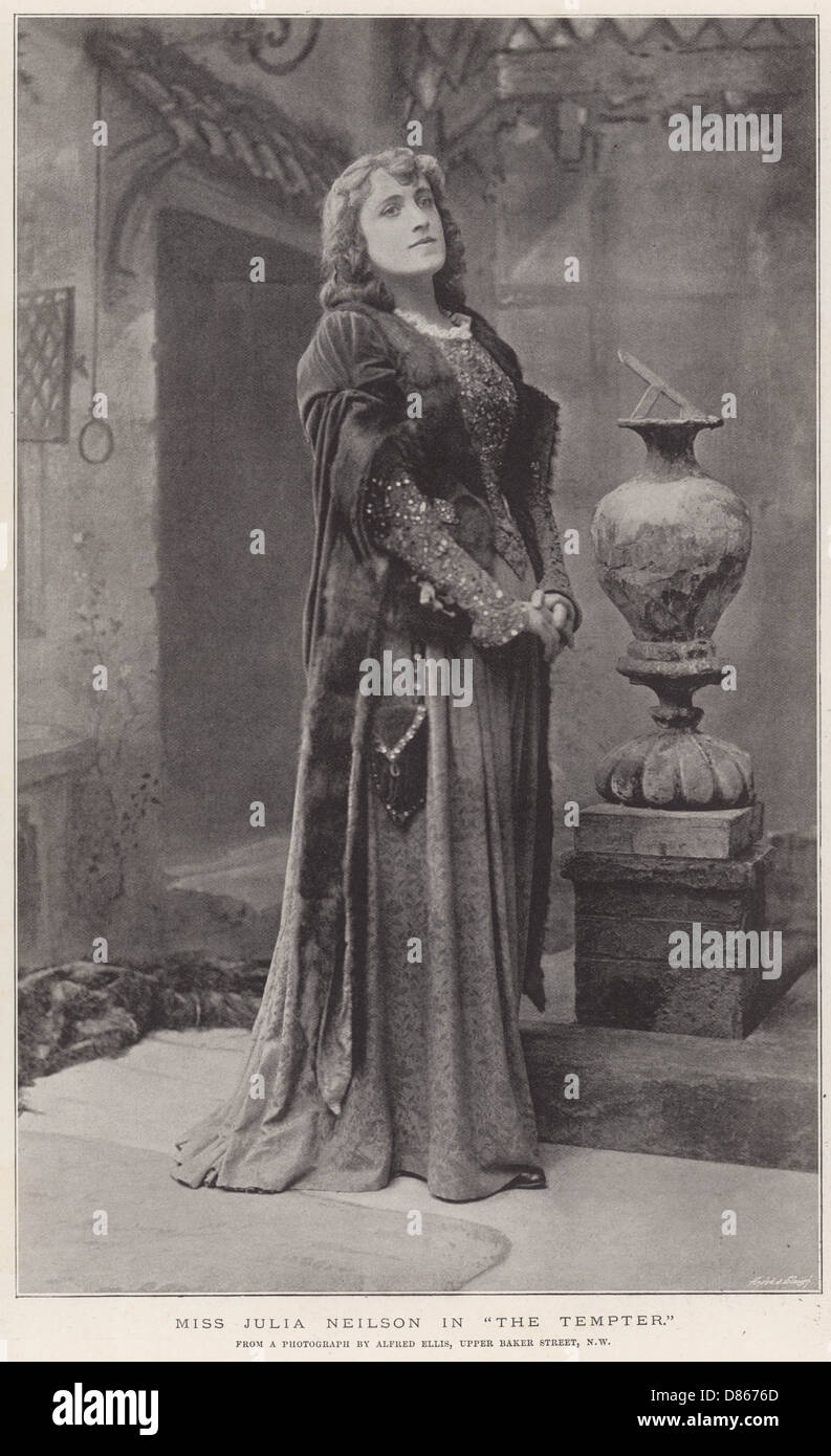 Julia neilson 1868 1957 english actress hi-res stock photography and ...