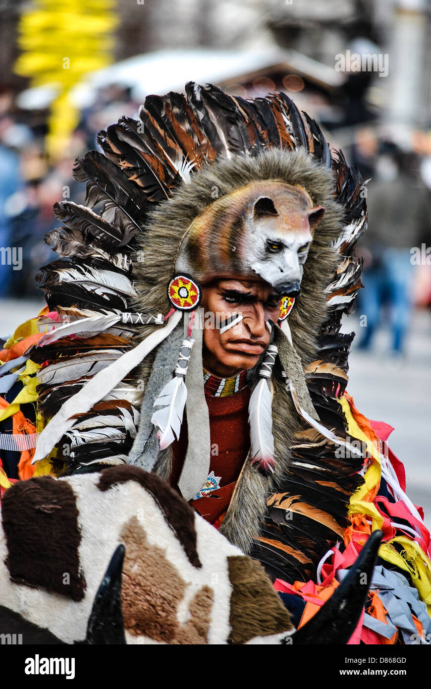Native American costume Stock Photo - Alamy