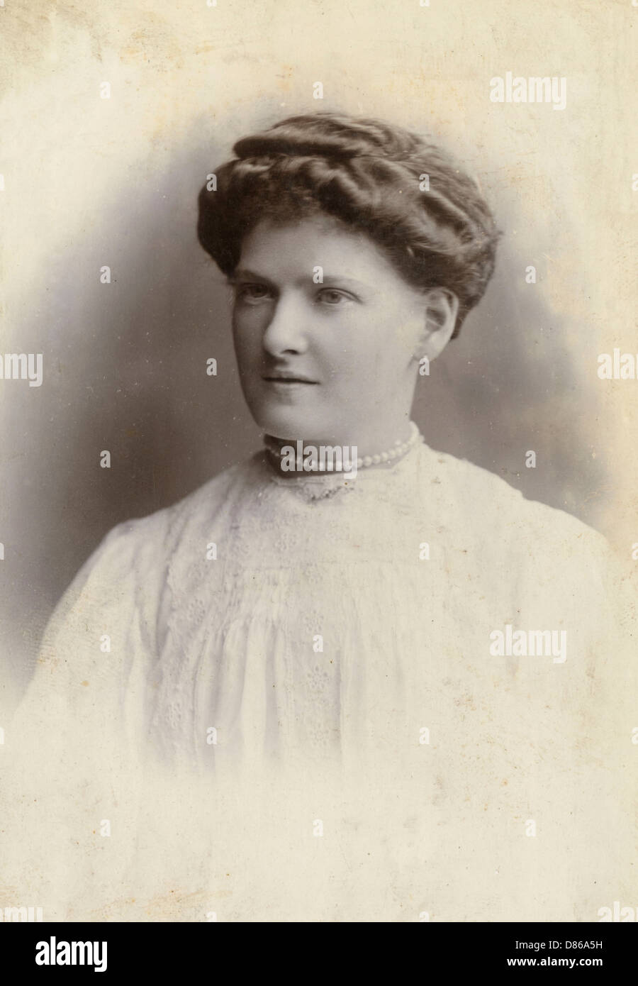 Edwardian lady hi-res stock photography and images - Alamy