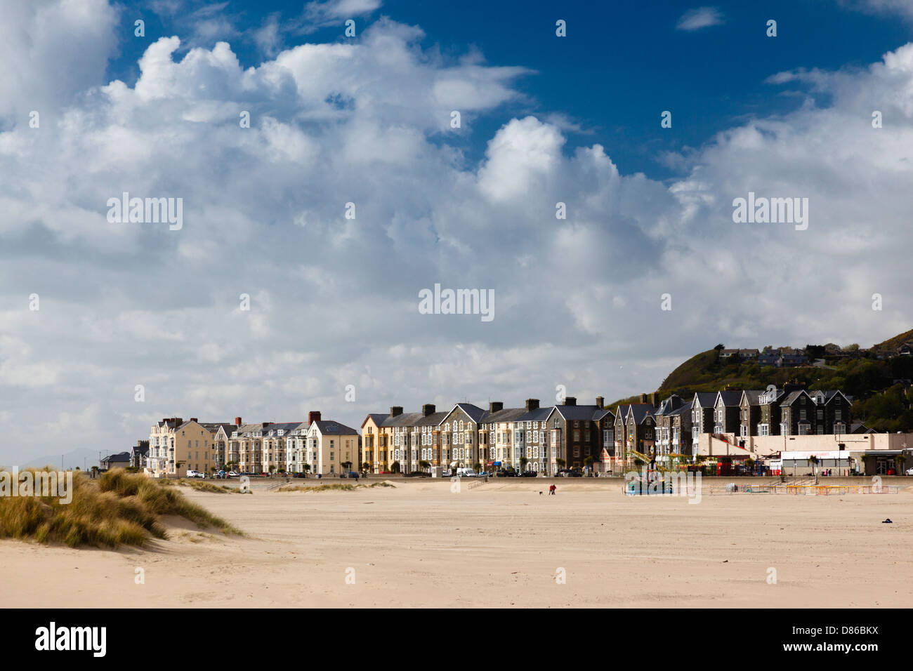 View of Victorian terraced beach-front houses at Barmouth on the Welsh ...